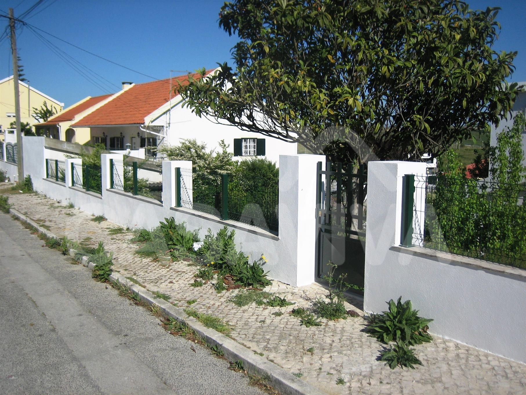 Portfólio, Muro exterior: após conclusão dos trabalhos, Reabilitação de ...